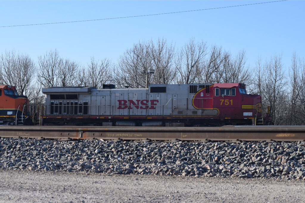 BNSF 751